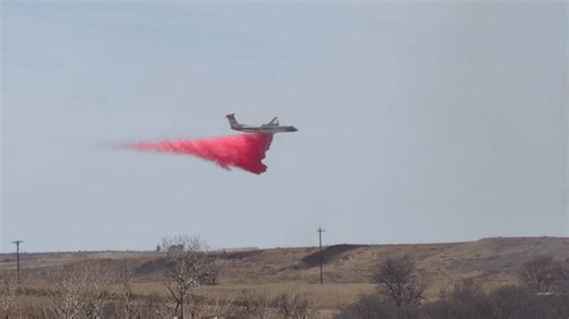 Emergency services work to douse North Texas wildfire