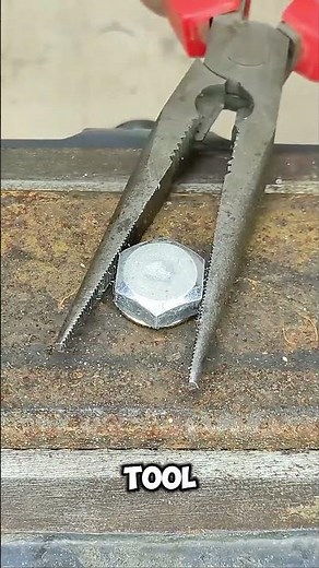 Stuck Screw? This Tool Removes It Instantly!