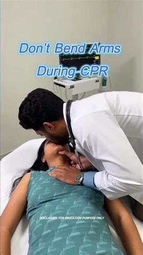 CPR Mistake: Bent Arms | Why Wrong #ArmLock #GoodTechnique