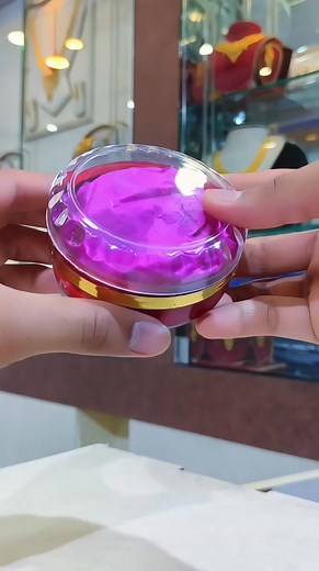 Gold leaf mala design Jai radha Swami Namashkar doston..... we have come back again with another new intresting video about gold and silver jewellery in Bihar enjoy our New video We bring a new video for you every day... I hope you will like this video as much as other videos if you liked this video then like 👍and don't forget to subscribe🔻 and press the Bell icon 🔔 content:- pendent, bracelet, necklace, ring, solitaire, rings, letest tops design, tops, gold tops, diamond tops, diamond ring d