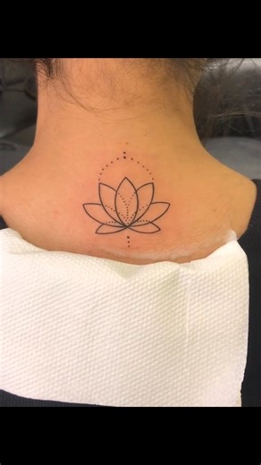 TATTO NZIZA KANDI ZIJYANYE N' UMUBIRI WAWE NTA HANDI WAZISANGA ATARI MURI @shema_tattoo_studio WADUHAMAGARA CG UKATWANDICYIRA KURI 0788431847 MURISANGA BANTU BEZA 🥰 | Kigali Tattoo Lovers