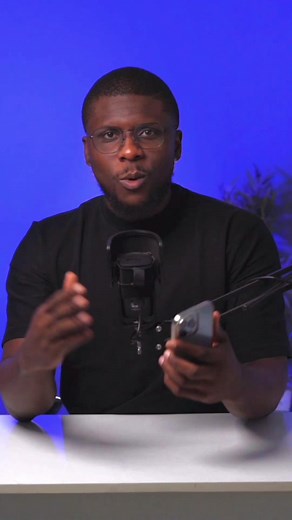 Why do iPhone 13/14 Pro Max users take off their case whenever they are around other people 😅? Share your thoughts in comments 💬 #iphonetip #ifiok