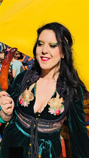 It’s my birthdayyyyyyy! I made it! 🎀🦂🔪🎂 38 was mostly about behind-the-scenes work, but I definitely had some fun and rewarding moments: -We held the 2nd annual Frankie Fest at Our Wicked Lady and doubled our attendance -My first Disney trip in over 20 years with @anniemohawk for a farewell to Muppet Vision 3D -My first trip to California to visit @lilybirdlifts and visiting The Black Dahlia’s grave for her would-have-been 101st birthday -I joined the New York Karaoke league which really upp