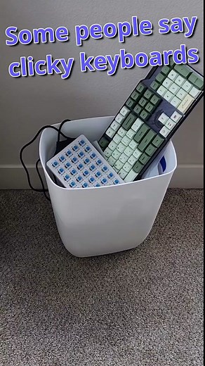 Are Clicky Keyboards Actually Trash? | Keyboard Review