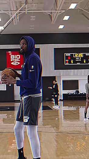 Kevin Durant's Inspirational MVP Speech in 2014