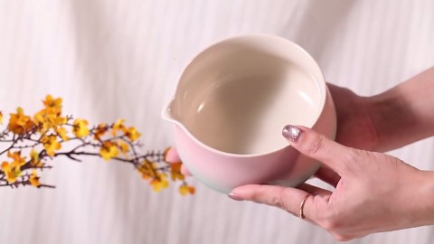 Matcha Whisk Set with Bowl, 8 Pcs Ceremonial Matcha Tea Set, Bamboo Whisk & Holder, Scoop, Scoop Rest, Sifter and Tea Towel, Japanese Style Matcha Kit Gift for Tea Lovers (Blue)