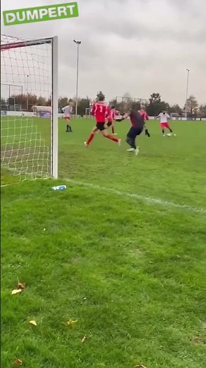 Prachtig stukje amateurvoetbal! #shorts