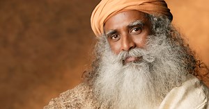 World-renowned Yogi Sadhguru brings his Inner Engineering yoga program to Philly