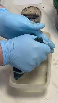 How to remove rust from rusty screws