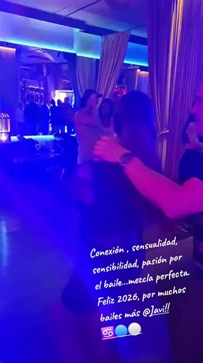 #bachatasensual #tardeosbonitos #tardeosquemolan🥰🥰 #DaniJ #Rosas @Javi!!♋️🔵⚪️