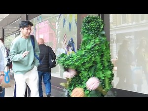 THIS COMPILATION OF MEN SCREAMING IS THE BEST AWESOME REACTIONS EVER OF BUSHMAN PRANK