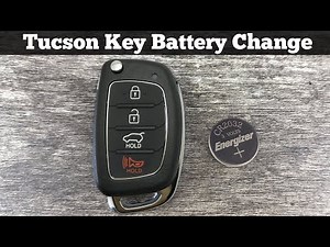 How to replace the battery of the Hyundai Tucson remote control?