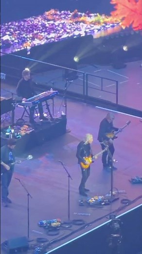 The Eagles Perform “Rocky Mountain Way” Live at the Sphere | A Breathtaking Tribute #shorts