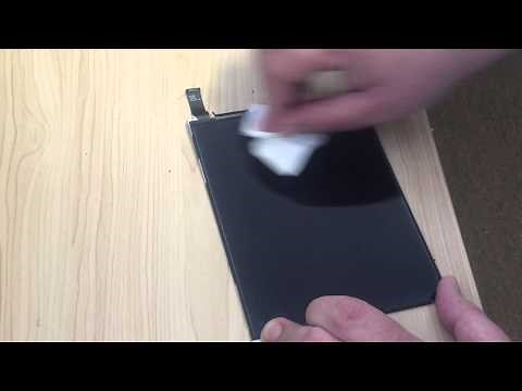 How to clean an iPad LCD