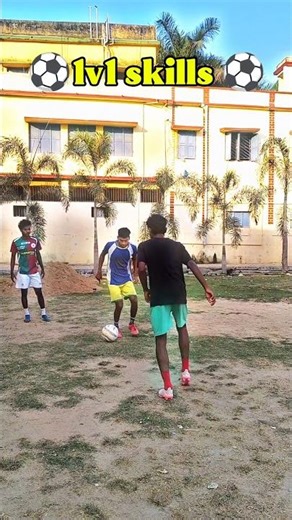 Learn Step Over Tutorial ⚽ | Easy 1v1 Skill #stepover #soccerskills #1v1football