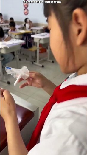 Girl broke the lock of the brain and melted two rubber pens 😲