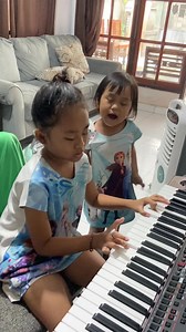 848K views · 10K reactions | Belajar Bersama… Astungkara jadi pemain keyboard handal yaw gek una… Astungkara jadi penyanyi hebat yaw gek ina.. Berkegiatan positif mengisi waktu  | kucitadewi.stibali | Facebook