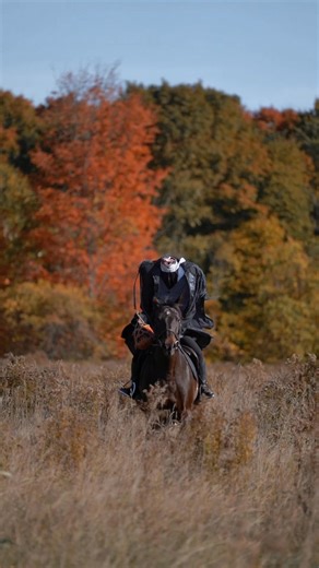 3.5K views · 26 reactions | Sam (@smcdaid): They said the Headless Horseman was just a myth… we proved them wrong  A very big thank you, to @studio4collective & @foxwoodfarm for creating this insane and very creepy reel with me just in time for Halloweek! I’ve lost my head over it 鸞 #halloweencostume #headlesshorseman #spookyseason #horsebackriding #halloweeninspo | KiSS 91.7 Edmonton | Facebook