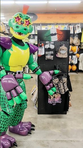 Monty Gator finds an outfit for Roxy Wolf at Spirit of Halloween FNaF Security Breach