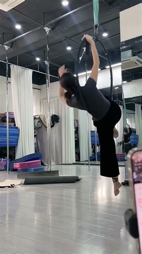 Zero Experience to Aerial Dancer 😱 | Learn Aerial Hoop Fast