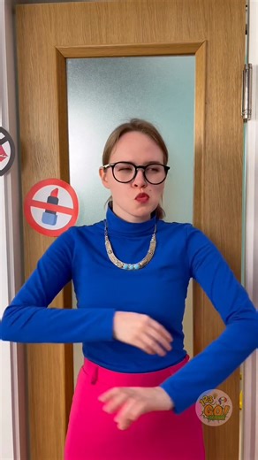 Comment introduire du maquillage en douce dans la salle de classe 💋 Par 123 GO! House | 123 GO Challenge French