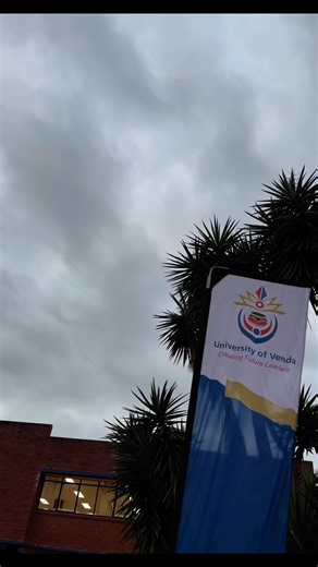 36K views · 1K reactions | The Auditorium is set, and everything is ready for the commencement of the UNIVEN Autumn Graduation Ceremony 2025.  #CreatingFutureLeaders | University Of Venda | Facebook