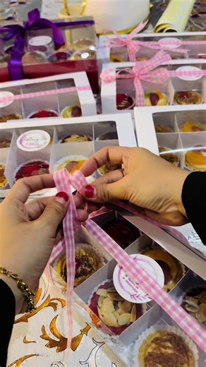 Pie hampers isi 10 dg box sekat 💜 #alhamdulillah❤️ #ramadhan2024 #delicioustgift #allahmudahkansegalanya #fypviraltiktok #fypシ #pielovers