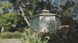 Kiosk in a garden - Free Stock Video