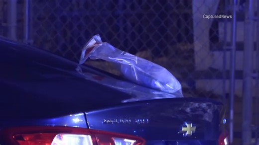 Rideshare driver hospitalized after picking up package, Chicago police say