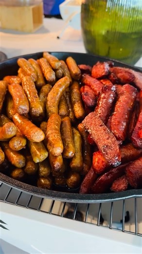 Culinary Arts at Baldwin Prep students are prepping for the future! 🧑‍🍳 Students worked hard for the superintendent’s breakfast, showcasing passion, teamwork, and creativity. With the spirit of ‘I Want It All,’ they’re building a bright future, one delicious creation at a time. 📸: culinaryartsbalwinprep (IG) | ProStart Program