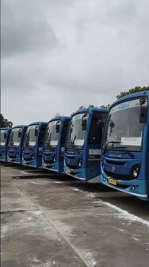 NEW GSRTC DELUXE EXPRESS 2025. #gsrtcbus #gsrtcvolvo #bus #newbusiness #indianbuses #viralreels
