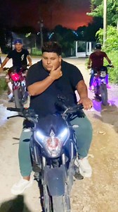 423K views · 6K reactions | ⚠️SI TE LO COMPARTEN HAZ CASO⚠️ - No CORRAN en sus motos, no se dejen llevar por que el otro le diga que es mejor que uno. - COMPARTESELO A QUEN CREES QUE DEBE DEJAR DE ANDAR CORRIENDO EN SU MOTO LOS QUIERO MUCHO CUÍDENSE, DI NO ALAS CARRERITAS, A LOS PIKES Y A TODO LO DEMÁS❤️ #fry #reflexion #motos #deluxe #Viral | Deluxeee | Facebook