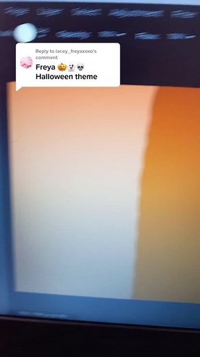 Replying to @lacey_freyaxoxo here ya go Freya. anyone else? comment ur name, a theme/three colours to mix! peace ✌️!