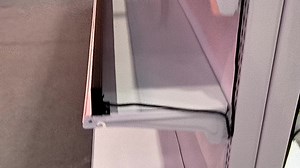 LED shelf display for supermarket Features HERO-shelf LED displays: Pixel Pitch P1.2- P1.5 -P1.5625- P.1875- P2-P2.5 UH-shelf LED displays is excel in: Super slim in depth and light in weight. 22mm thickness ,thickest in the whole market, easy to install and move. Multiple installation modes, such as stand, wall-mounted and etc. Plug-in display, simple operation. Multiple linkage modes, such as single display application, cascaded application and creative application, etc. USB/ Wi-Fi/ HDMI / cab