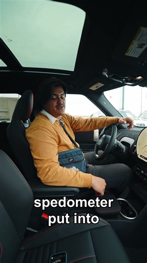 In a world of screens and clusters, MINI sticks to its roots with that iconic center-mounted speedometer. A little old-school charm never hurt. 😎⏱️ Contact South Bay MINI: 📍18800 Hawthorne Blvd, Torrance, CA 90504 📞 (310) 939-7300 #SouthBayMINI #MINI #Cooper #MINICooper #McKennaMINI #McKenna #MINIUSA #California #minicoopers #johncooperworks #JCW #MINICooper #MINIConvertible | South Bay MINI