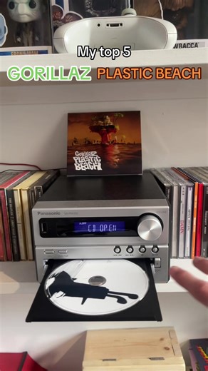 Plastic beach is so fire like one of Gorillaz best albums! IB: @lyricteenx11 #cd #gorillaz #rap #plasticbeach #fyp