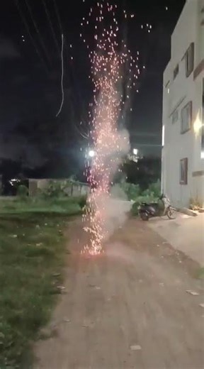 Vid of me getting cooked by a 30-shot firecracker🥀