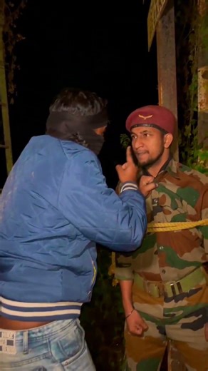 😮🇮🇳 ফৌজির উপরে অত্যাচার 🇮🇳😮 #armyshorts #indianarmy #emotional #fouji