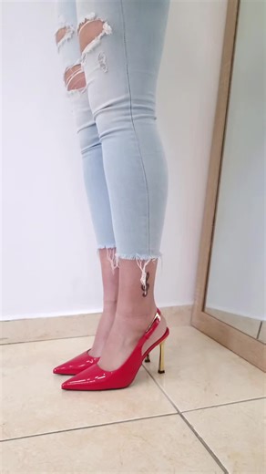 Feeling good in M&L shoes! 💋👠 . . . . #highheels #heels #m &l #vinkovci #makeup #makeupartist #trajnilak #lioness #lionessstudio #vinkovci #salon #beauty #beautystudio #masaze #makeup #lashlift #browlift #laminacija #threading #noktici #nokti #ljepota #nails #nailsofinstagram #ljepotaizdravljehrvatska #vinkovci #reelsinstagram #reels #video #fyp #viral