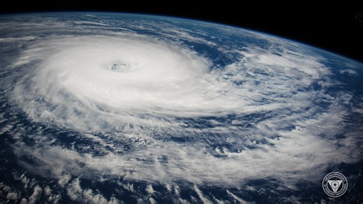 🚨 Hurricane Season Alert🚨 🌊🌬️⛈Understanding Hurricane Classifications, Forecasts, & Alerts!🌊🌬️⛈ Typically from June 1 to Nov 30, Virginia's coastal communities face threats from powerful hurricanes — heavy rain, strong winds, floods, and more. As we've seen in recent history (Hurricane Helene-2024), the effects can reach deep inland as well! In this detailed full length PSA, we expand on some very important information to help you better understand hurricane classifications, forecasts, and