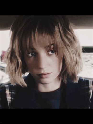 #ROBINBUCKLEY : shes soo fine this season // #strangerthings5 #strangerthings #robinbuckleyedit #buckleysedits // robin buckley, robin buckley edit, robin buckley stranger things. //