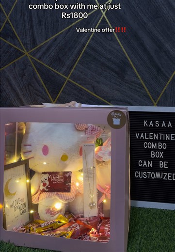 Valentine's Day Combo Box for Just Rs1800