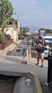 2.7K views · 35 reactions | #HUARAL | DENUNCIA VÍA WHATSAPP A través del WhatsApp de Séptimo Dia, un usuario denunció que trabajadores del restaurante campestre Warmy, en Huaral, arrojan basura en los canales de riego. “Esto es de nunca acabar, estos señores deberían ser sancionados por la municipalidad por causar contaminación arrojando basura en los canales”, dijo. ▪️WhatsApp Noticias: 980 681 538 | Séptimo Día | Facebook