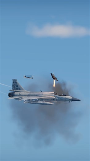 Pilot Ejects Seconds Before Fighter Jet Explosion Mid-Air | Duzyatan 2.0