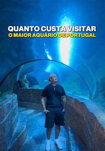 Como é e quanto custa visitar o maior aquário de Portugal? 🐙🐳🐬 O valor do ingresso é 19€ 🎟️ E se liga na dica: comprando pela GetYourGuide com meu cupom MAURILIOMASK5 você garante 5% de desconto. 👊 Nesse lugar tem mais de 3 mil criaturas marinhas, incluindo arraias, tartarugas e várias espécies de tubarões! 🦈🐢 O aquário tem mais de 30 tanques temáticos, que recriam diferentes ambientes do oceano, e você aprende bastante sobre conservação marinha e proteção dos oceanos durante a visita. 🌊