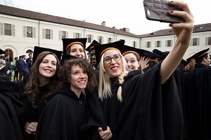14K views · 231 reactions | #UNISG #GraduationDay2016 - Friday March...