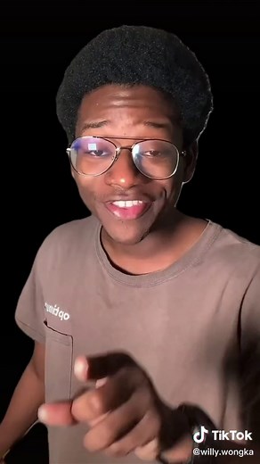 Improve Conversations with Face Emoji Keyboard