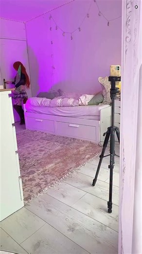 Foxy Lily on Instagram: "Woops"