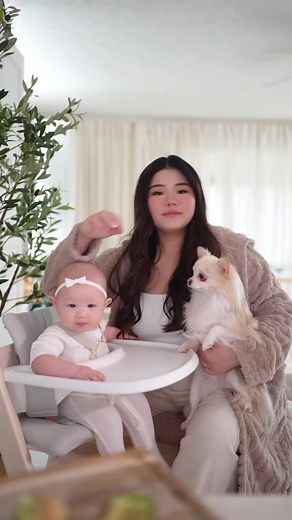 11K views · 323 reactions | 7 Months • Week 5: Baby Laken is starting her baby-led weaning journey with avocados! 陋 Avocados are one of the best first foods for babies, they’re soft, creamy, and packed with healthy fats that support brain development. Plus, they’re easy for tiny hands to grab and mash, making them perfect for self-feeding practice. #7months #LittleLaken #OurBabyBites | Jameline Hui | Facebook