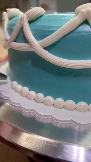 #cakedecorating #happybirthday #writing #caligraphy | Hans Westermark